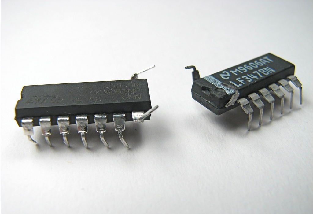 bug-chip - ArchiTecnologia